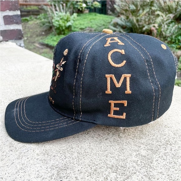 ACME | Accessories | Vintage Wb Pictures Looney Tunes Bugs Bunny Taz ...